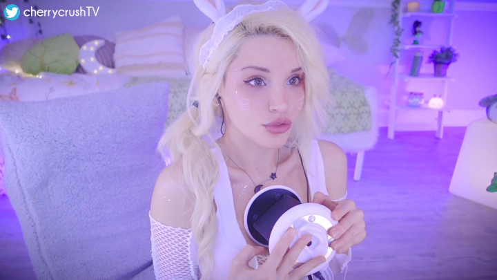 Cherry Crush: Age, Height, Wiki, Bio, Net Worth, and Boyfriend | bigwritehook