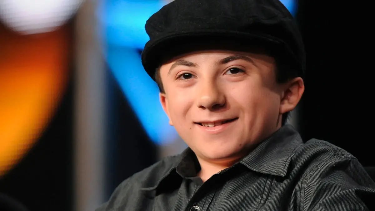 Atticus Shaffer: Age, Height, Wiki, Bio, Net Worth, and Girlfriend ...