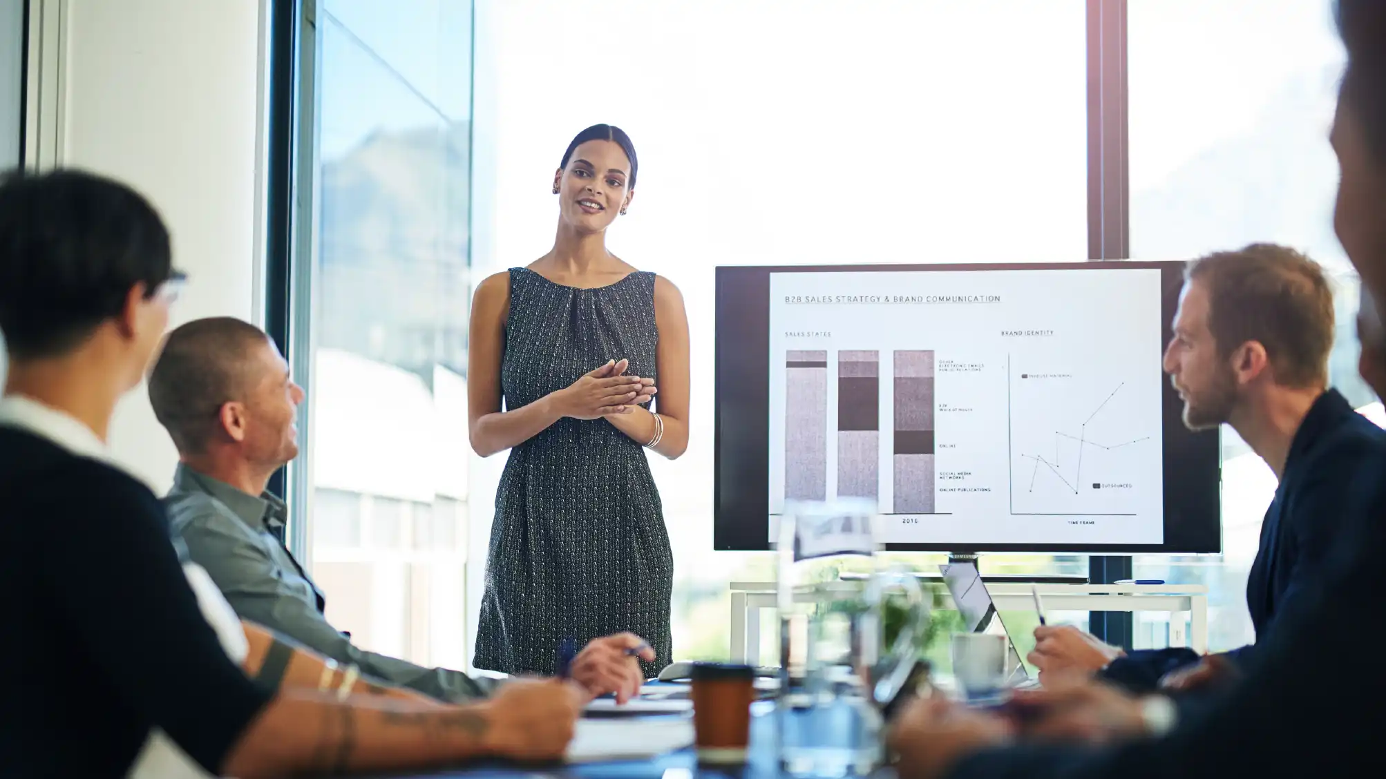 Story Hooks vs Sales Hooks: How to Master Both | bigwritehook