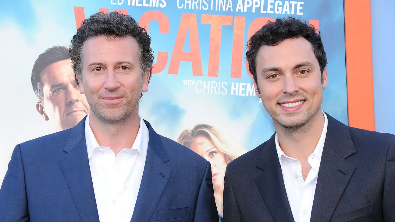 John Francis Daley: Age, Height, Wiki, Bio, Net Worth, and Wife ...